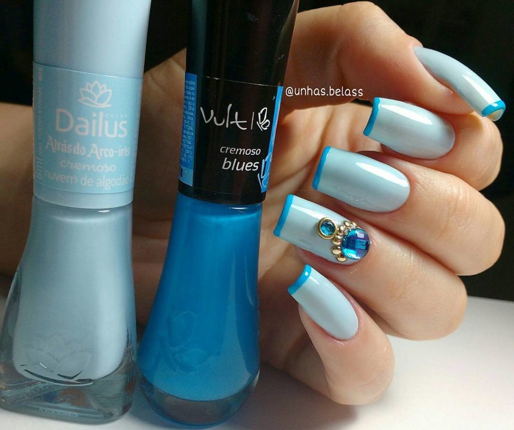 37 unhas com esmalte azul claro lindas e delicadas
