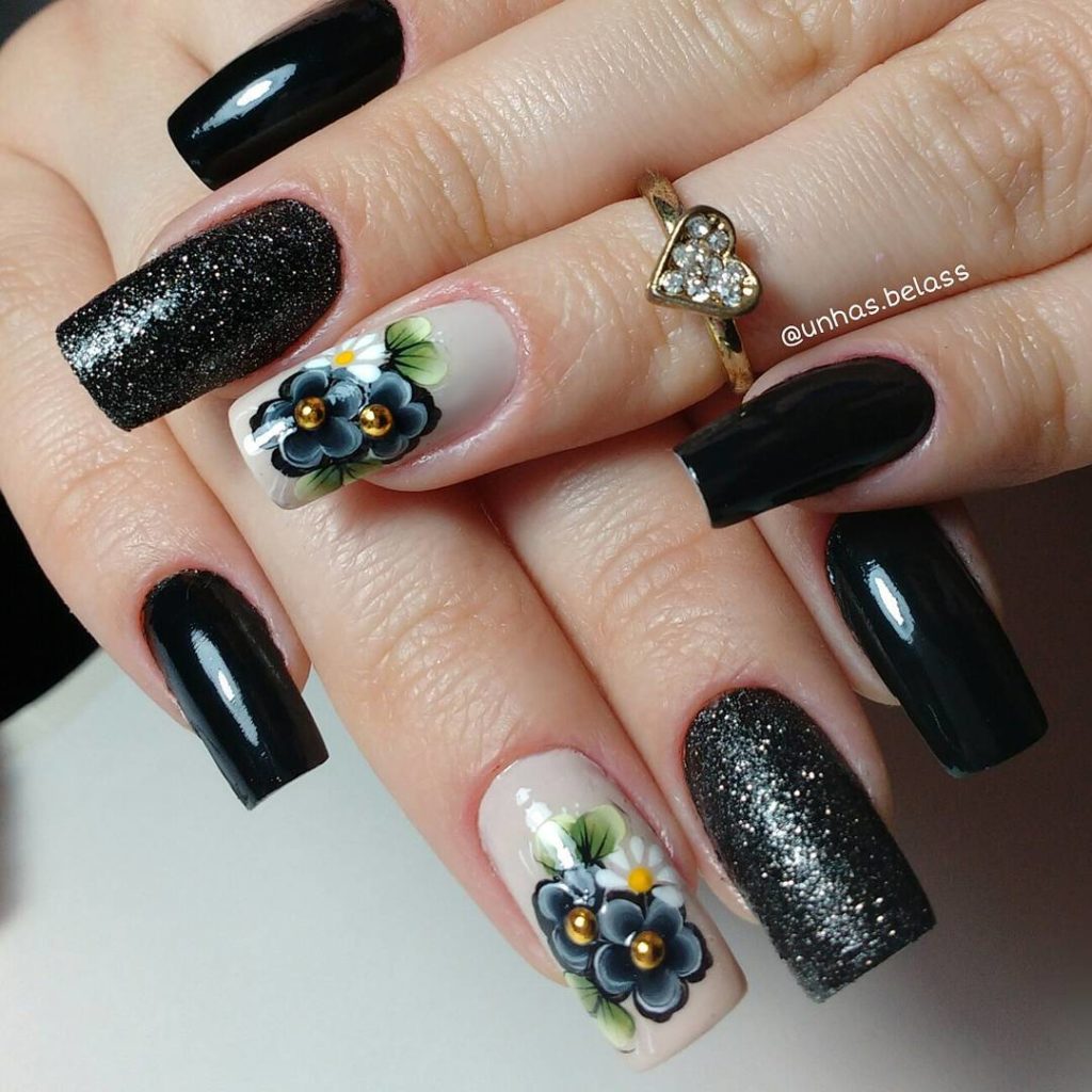 30 Modelos de Unhas Decoradas em Preto perfeitas